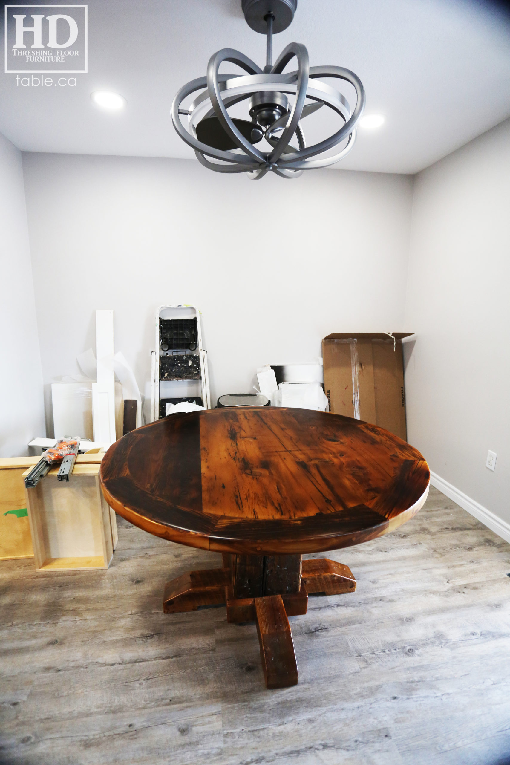 Barnboard Reclaimed Wood Round Table | Blog