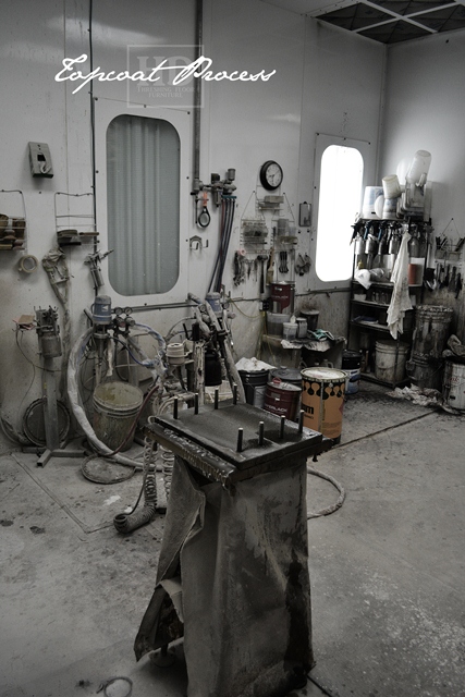 Reclaimed Wood Furniture | The Finishing Process | HD Threshing