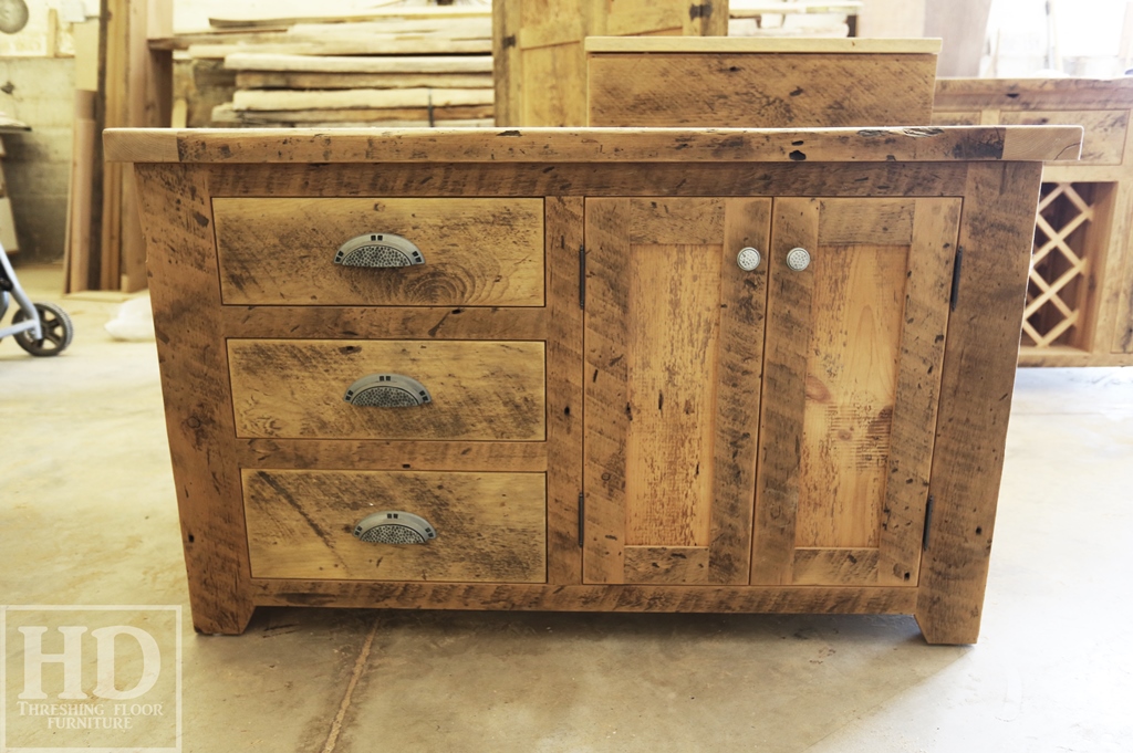 Custom Reclaimed Wood Vanity Muskoka Epoxy/polyurethane finish